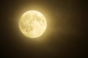 The Distance Between Earth and Moon: A Complete Guide