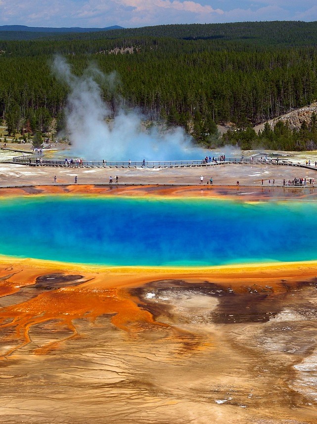 8 reasons why Yellowstone National Park is special - GEOGRAPHY HOST