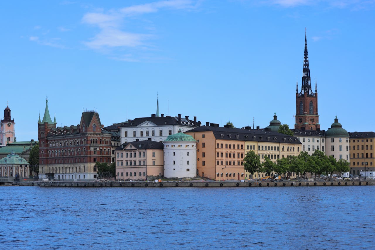 Sweden and Norway - country comparison - GEOGRAPHY HOST