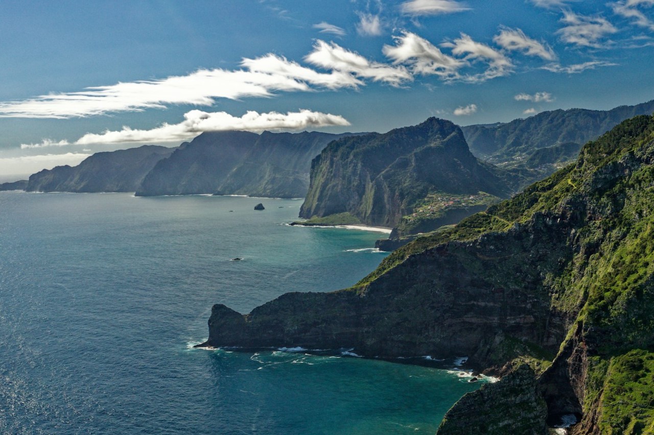 Spain and Portugal - country comparison - GEOGRAPHY HOST