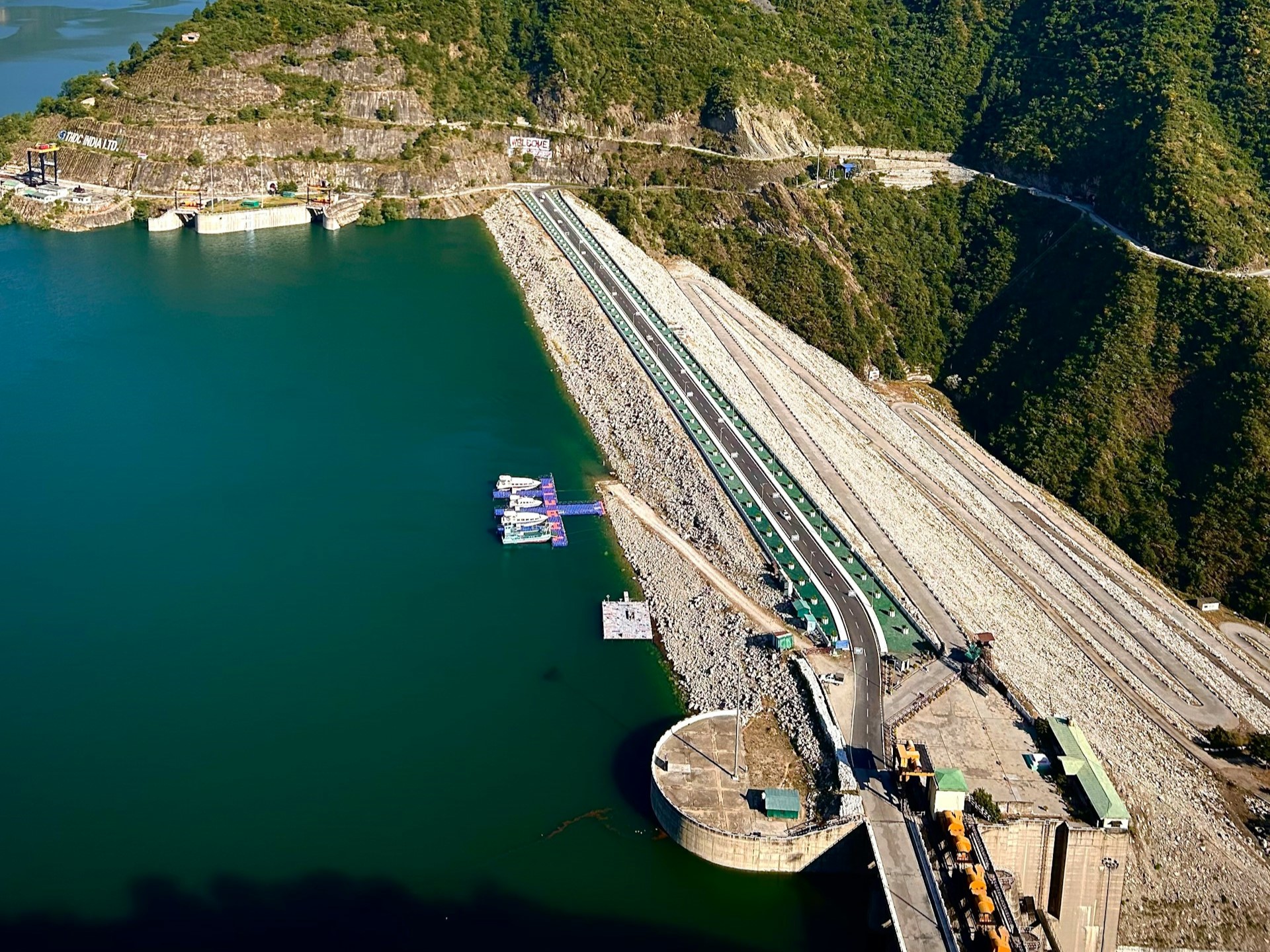 Types of dams | Advantages and disadvantages of dams